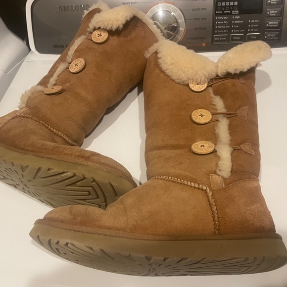 UGG | Shoes | Ugg Bailey Boot | Poshmark